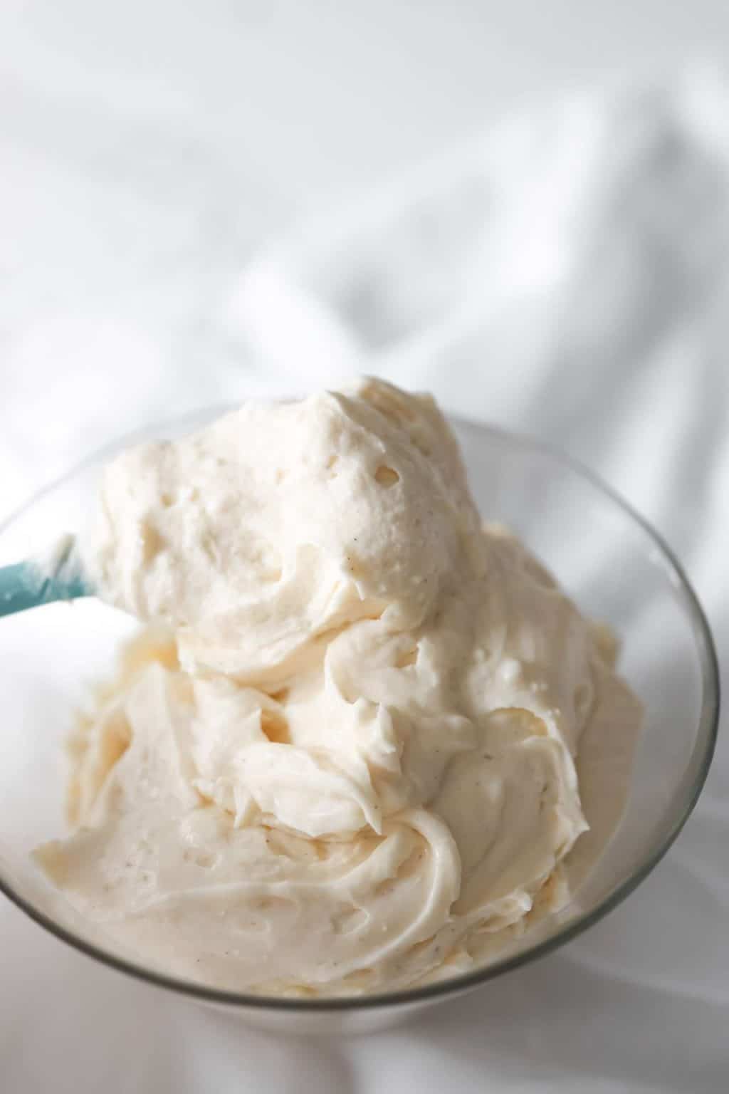 Mascarpone Cream Filling Recipe - The Sprinkled Cakery