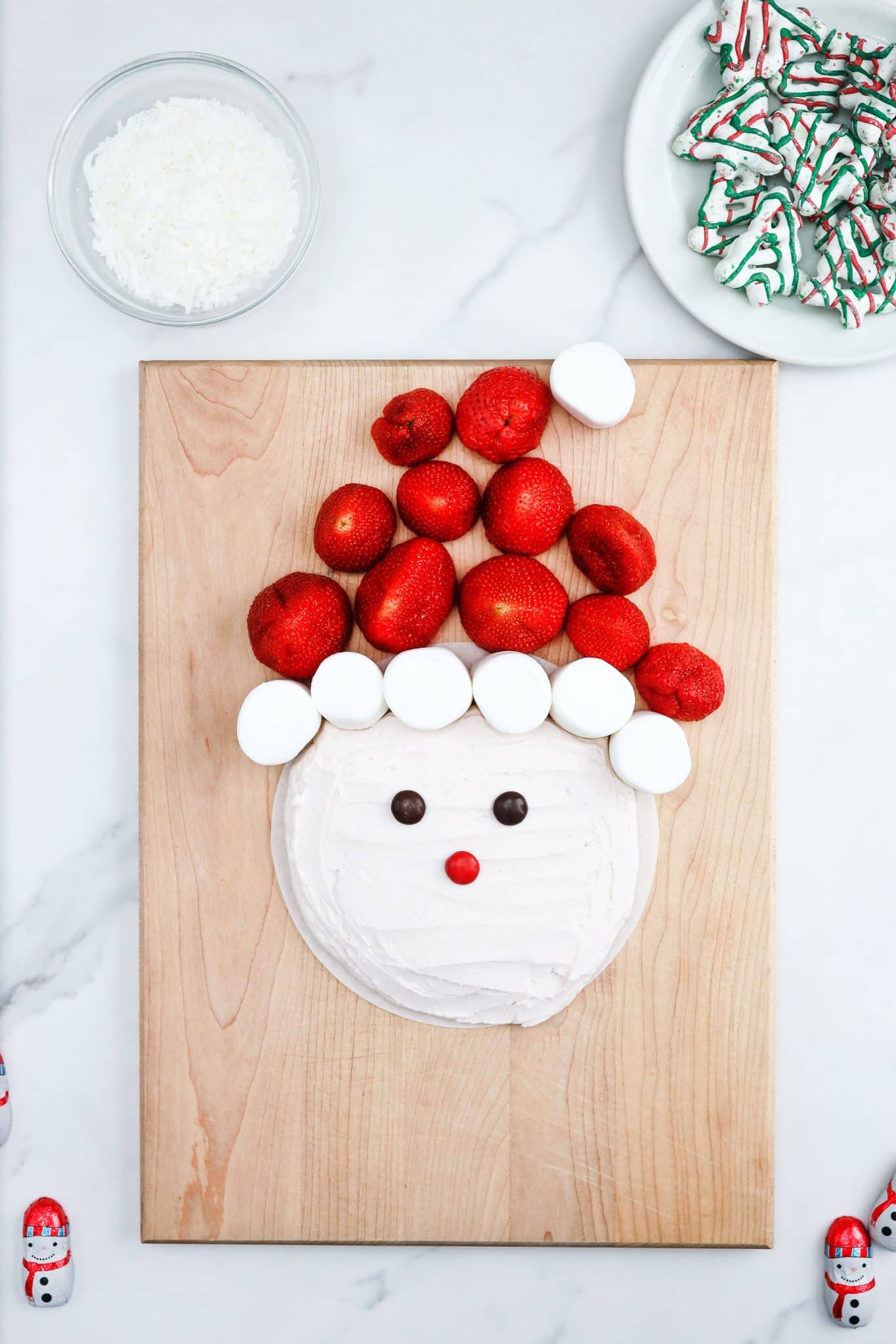 Santa Buttercream Frosting Board: A Festive Dessert Board for Your ...