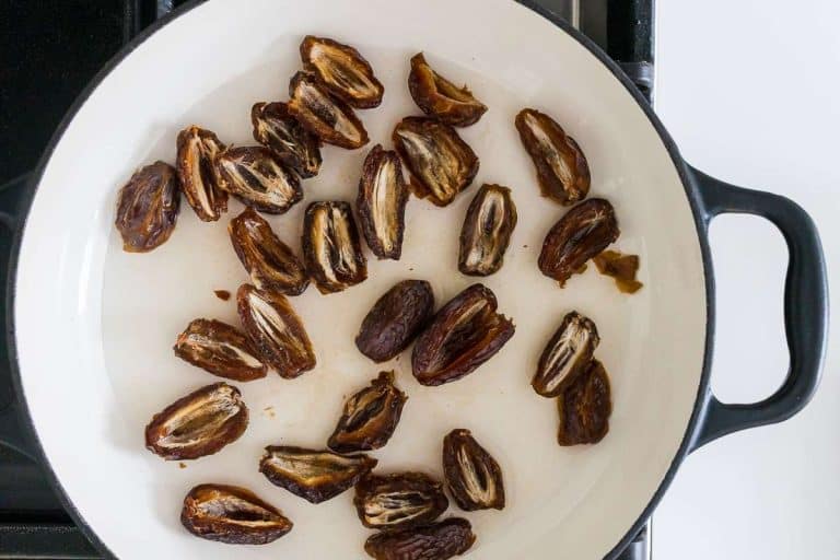 How to Make Date Paste (2 Easy Methods) - The Sprinkled Cakery